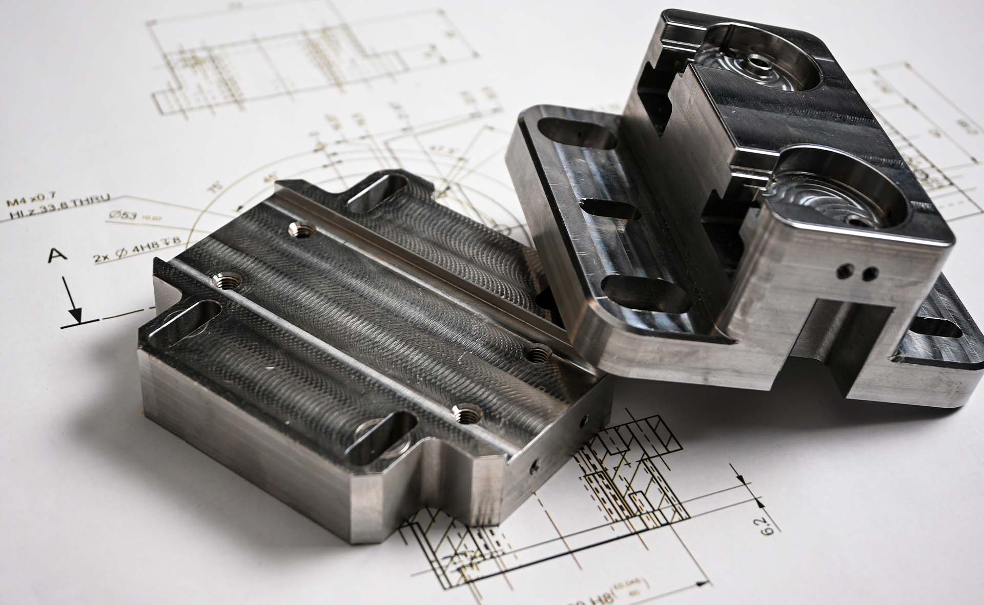 Clear Molding Manufacturer | Precision CNC Guide